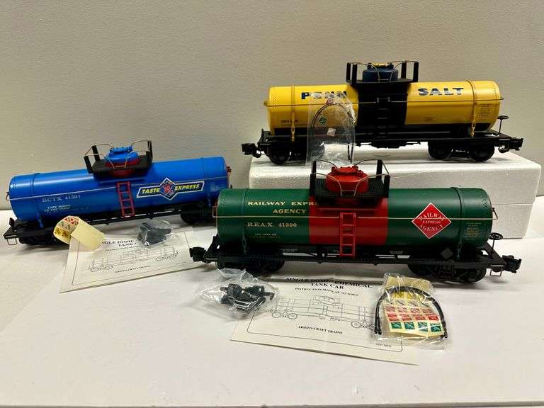 Single Dome Tank Cars by Aristo Craft - Auction Ohio