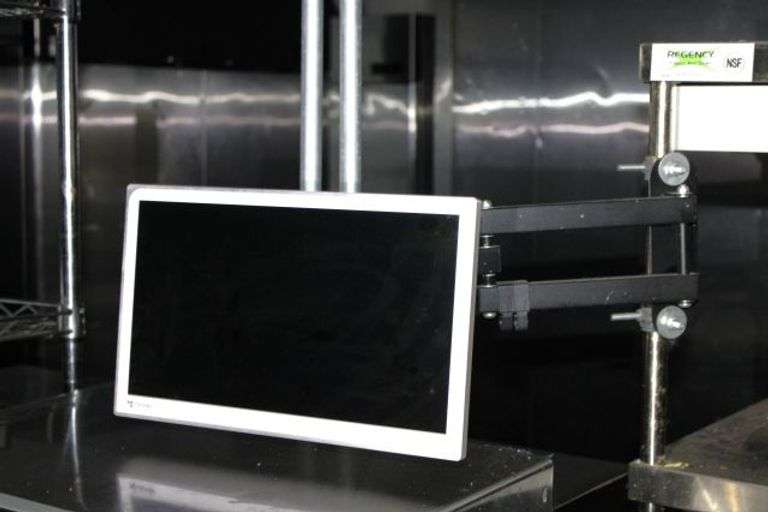 Clover Kitchen Monitors/Mounts/Printer - Auction Ohio