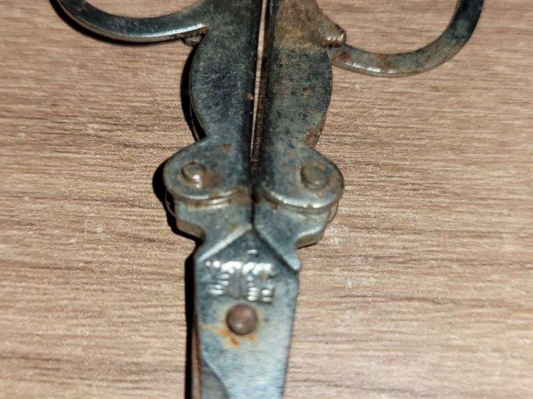 Four Vintage Scissors - See Photos for markings. - Auction Ohio