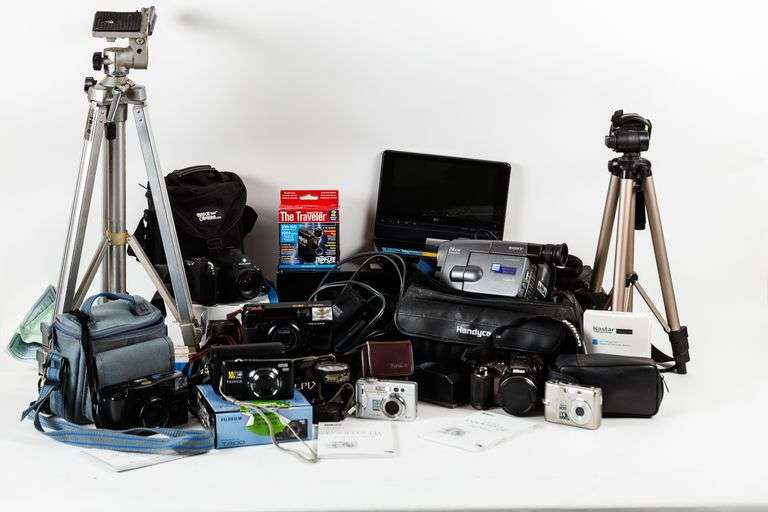 Large Collection of Cameras and Equipment - Auction Ohio
