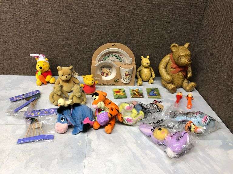 Winnie The Pooh - Auction Ohio