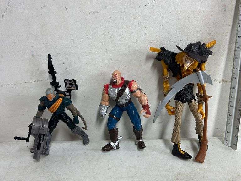 3 Action Figures - Auction Ohio