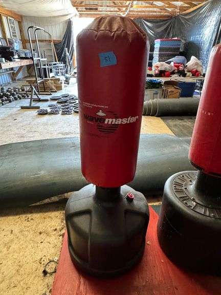 Wave Master Freestanding Punching Bag - Auction Ohio