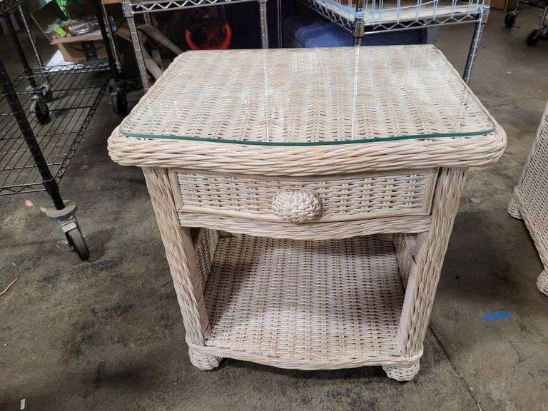 Wicker Off White - Side Table with Glass Top... - Auction Ohio