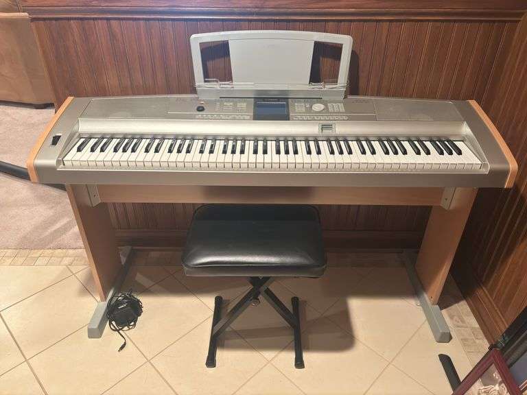 Keyboard - Auction Ohio