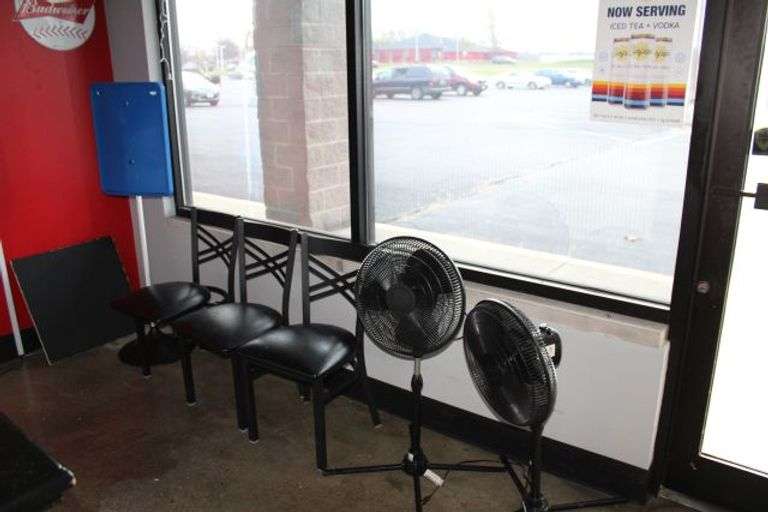 Chairs/Sign/Fans - Auction Ohio