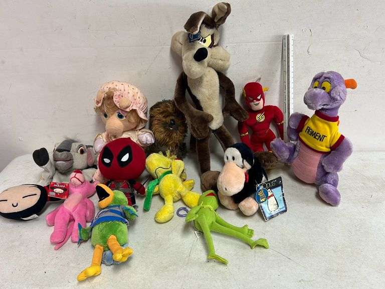 Plush Lot - Auction Ohio