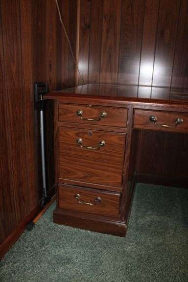 Traditional Desk, Chest & Lamp - Auction Ohio