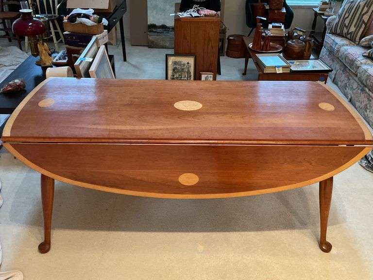 Dinning table - Auction Ohio