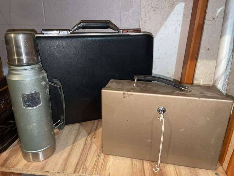 Work accessories - Auction Ohio