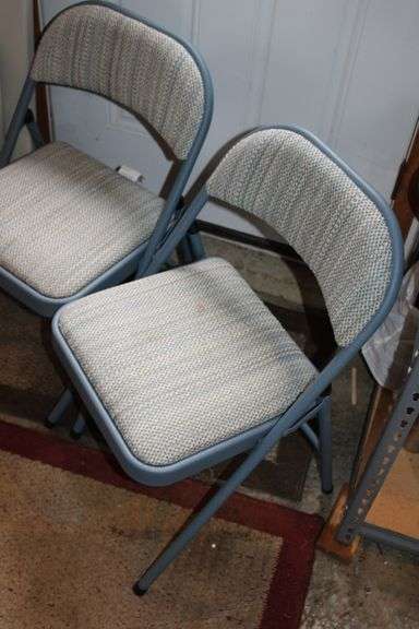 Folding Chairs & Tables - Auction Ohio
