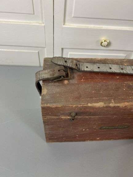 Starrett Transit Box - Auction Ohio