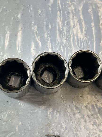 Craftsman sockets - Auction Ohio