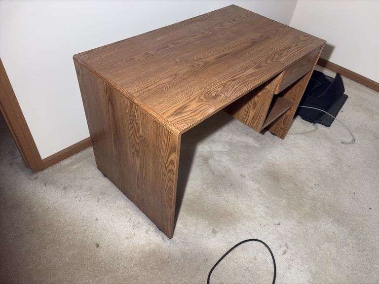 Two Computer Desks - Auction Ohio