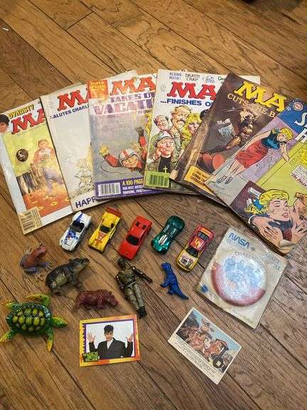Vintage 80s Gen X Mad magazines, comic boooks, hot wheels, NASA ...