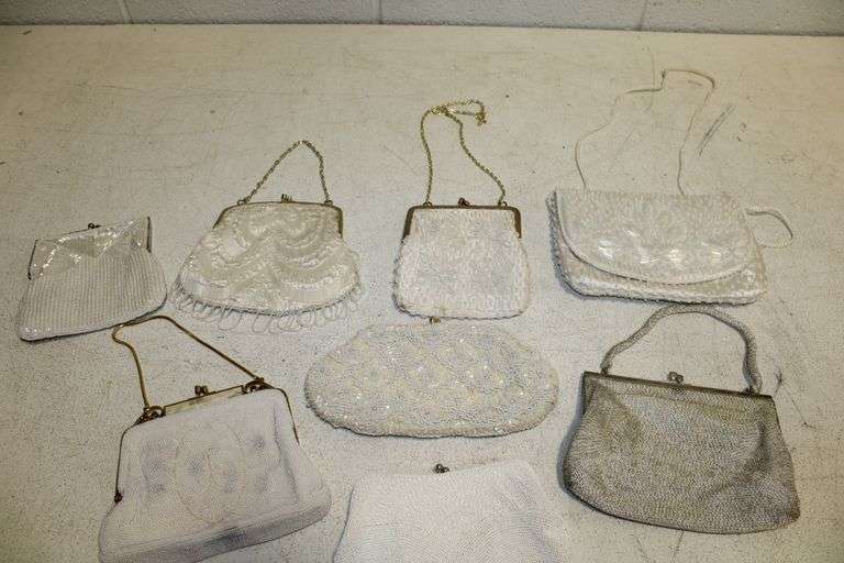 Vintage White Beaded Purses - Auction Ohio