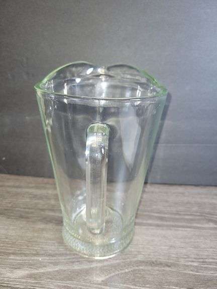 Libby 60oz Clear Glass Pitcher Easy Flared Lip - Auction Ohio