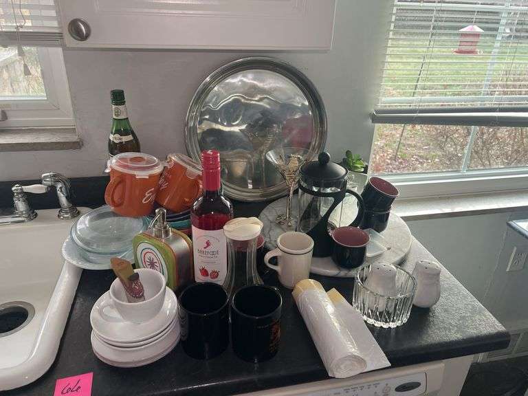 Assorted Kitchenware - Auction Ohio