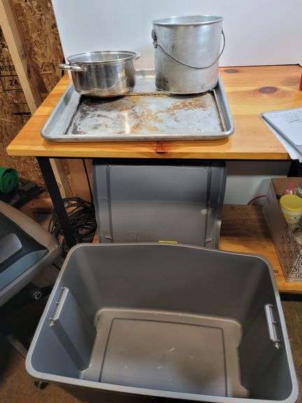 Tub with Lid and Cooking Items: See Descripiton - Auction Ohio