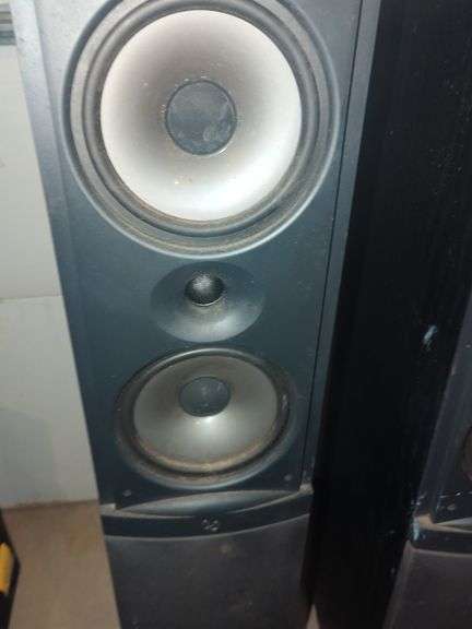 Pair Infinity RS5 Floor Standing Speakers - Auction Ohio