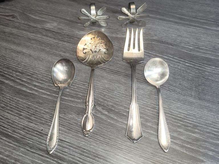 Mixture of Different Silverware Patterns … - Auction Ohio