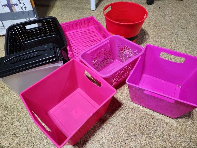 Assorted Plastic Organizers & Bins - Auction Ohio