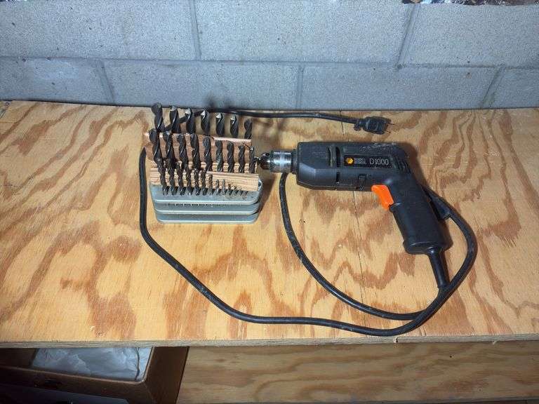 B&D Electric Drill and Bits - Auction Ohio