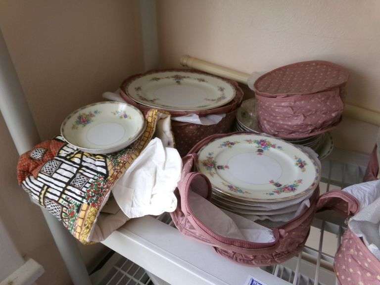 Sakura China Set & Misc. Glassware Set - Auction Ohio