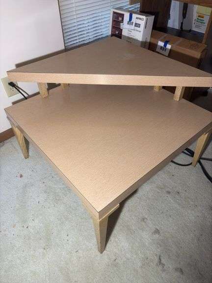 MCM Corner Table - Auction Ohio