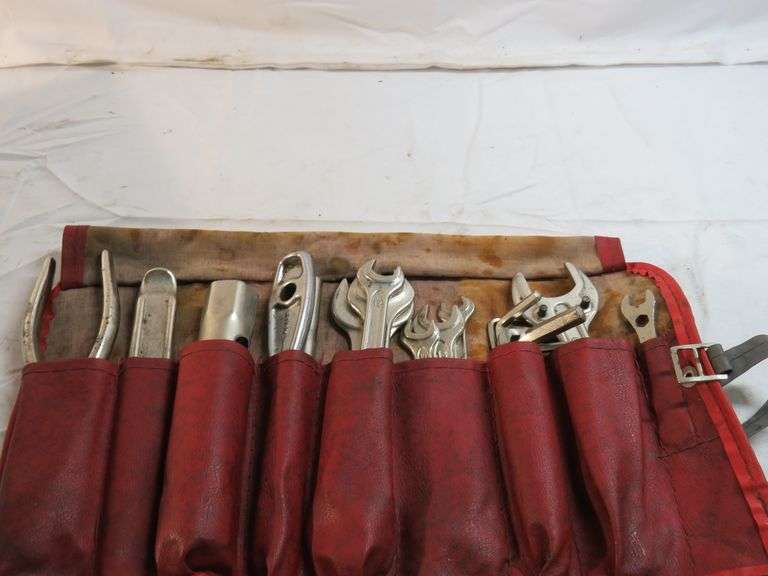 OEM Pre 70 /2 Tool kit - Auction Ohio