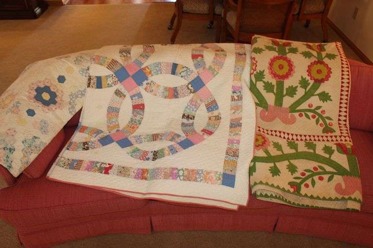 Calico Quilts - Auction Ohio