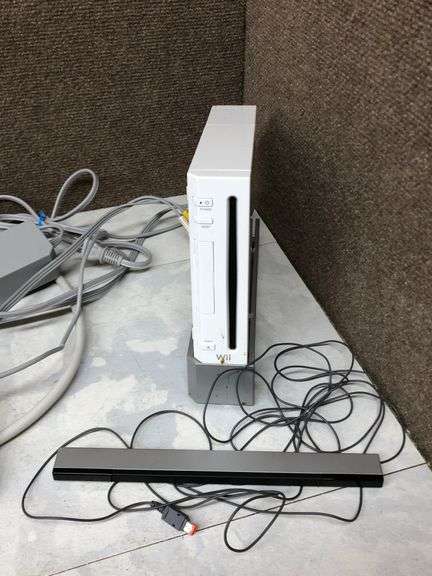 Nintendo Wii Video Game System - Auction Ohio