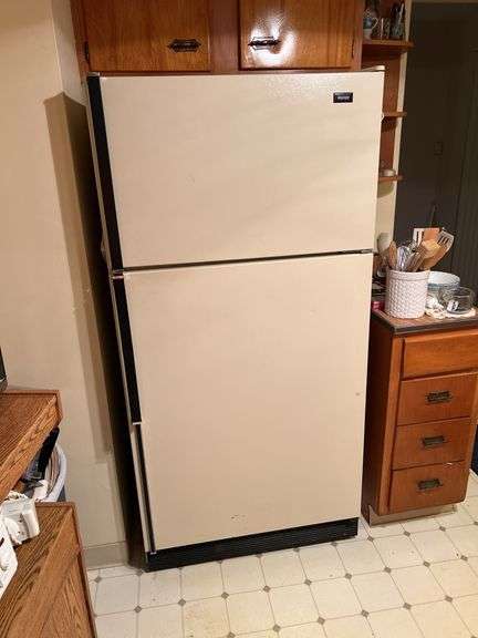 Fridge - Auction Ohio
