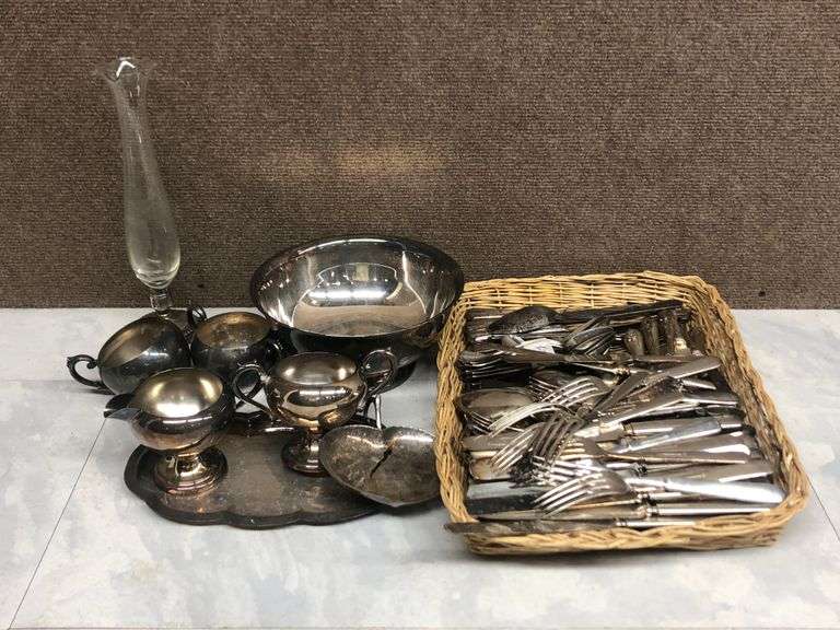 Silverplate Group - Auction Ohio