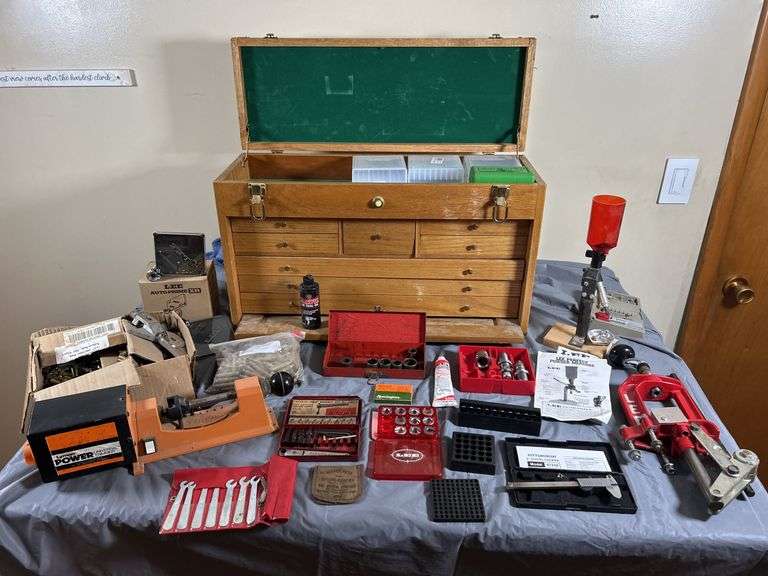 Machinist Chest & Loading Supplies - Auction Ohio