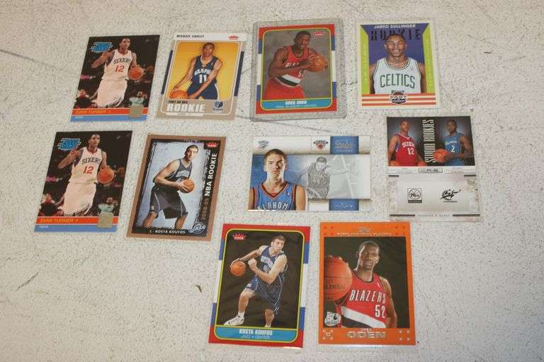 Ten Basketball Cards - Auction Ohio