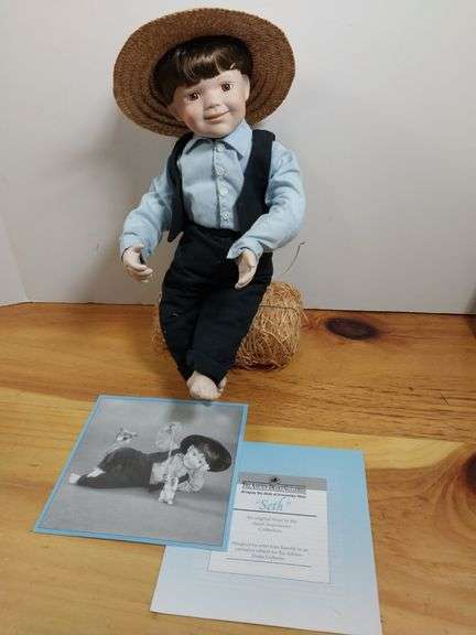 "Seth" of Amish Doll Collection by Joan Ibarolle - Auction Ohio