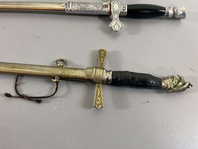 Decorative Swords - Auction Ohio