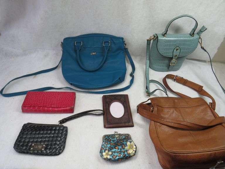 Ladies Purses - Auction Ohio