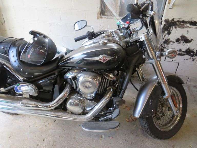 Kawaski 900cc Motorcycle - Auction Ohio