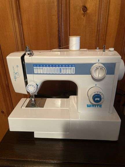 White Sewing Machine - Auction Ohio
