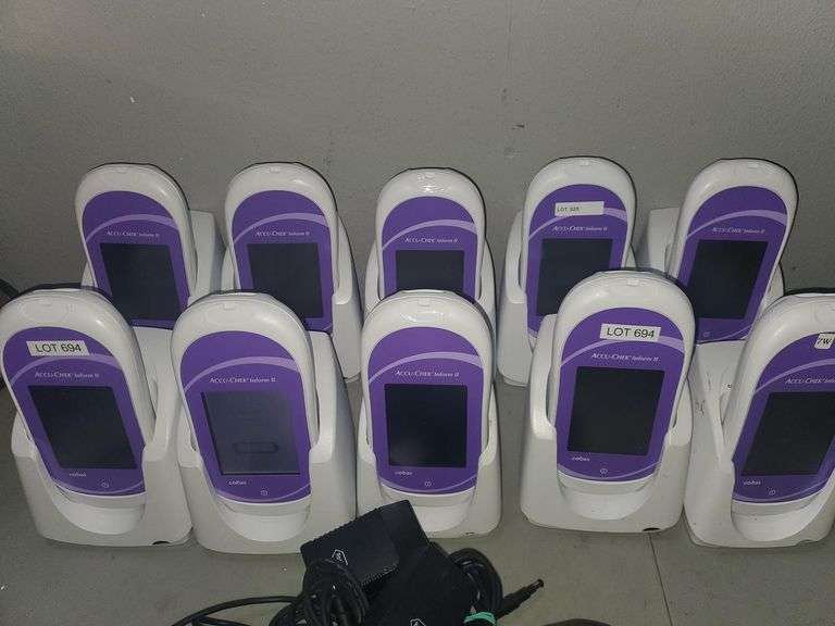 10x Roche Cobas Accu-Chek Inform II Glucose Meter - Auction Ohio