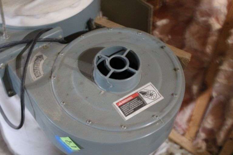 Delta Dust Collector - Auction Ohio