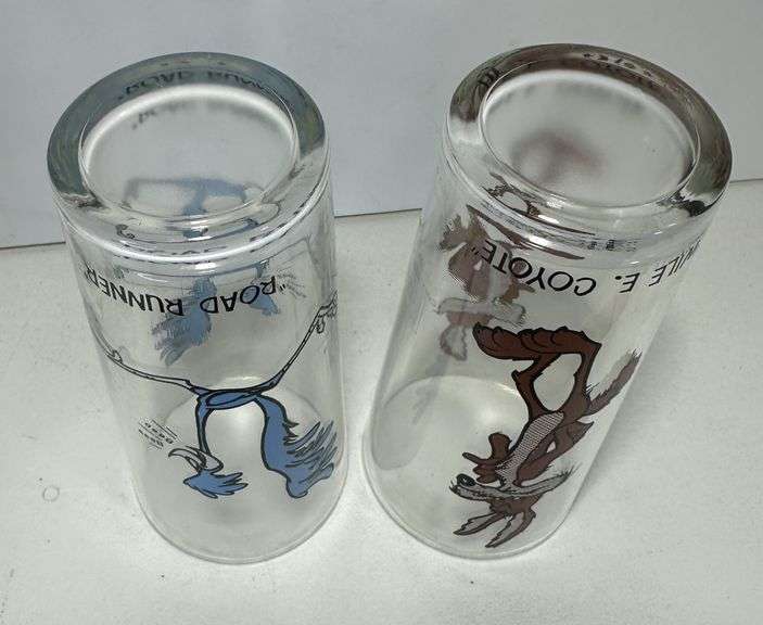 Pepsi Cartoon Glass Tumblers Wile E. Coyote & Roadrunner - Auction Ohio