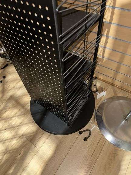 Spinning Display Rack - Auction Ohio