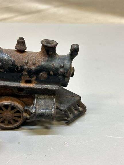 2 Wind Up Locomotive Trains - Auction Ohio