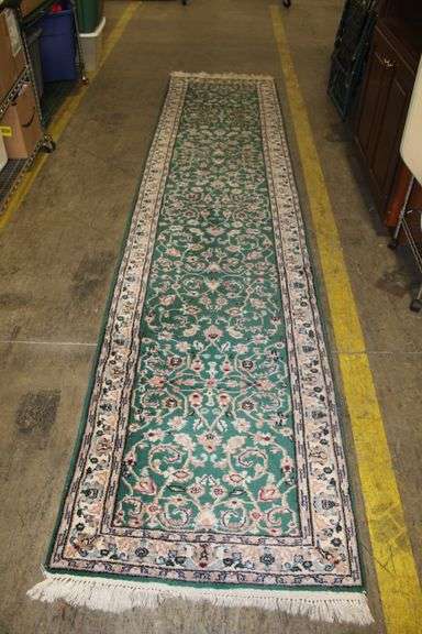 Persian Runner Rug - Auction Ohio