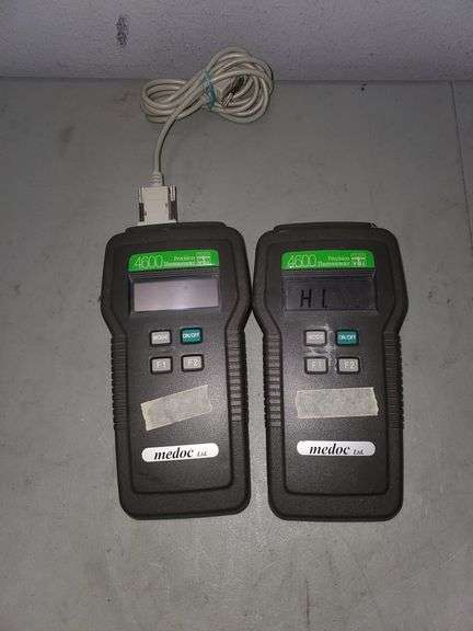 Lot of 2 YSI 4600 Digital Laboratory Precision Thermometer - Auction Ohio