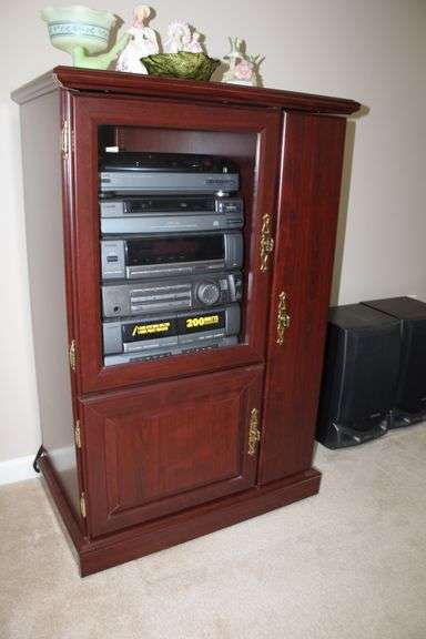 Stereo/Media Cabinet - Auction Ohio