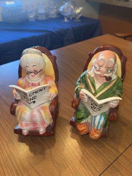 Vtg Lefton retirement banks-so cute!! - Auction Ohio